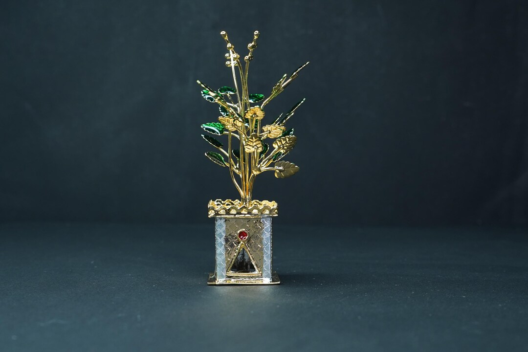 Pure Silver Tulsi Tree 45.76g, Silver Tulasi Plant, Pure Silver Tulsi ...