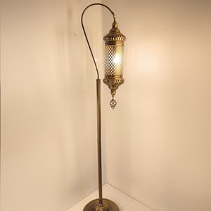 Authentic Floor Lamp, Laser Metal Big Leg Corner Lamp, Bedside Lamp ...