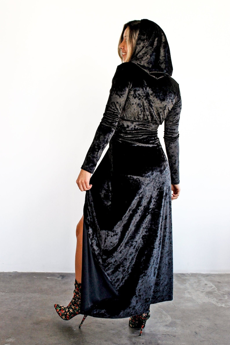 Muheeka CRUSHED VELVET ROBE, Black Crushed Velvet Hooded Duster Robe ...