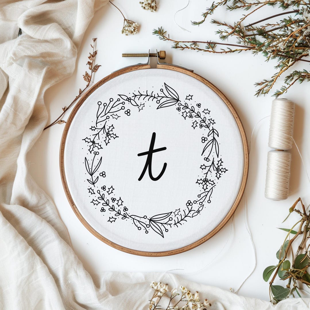 LETTER t EMBROIDERY MONOGRAM Pattern Christmas Wreath Design Instant ...