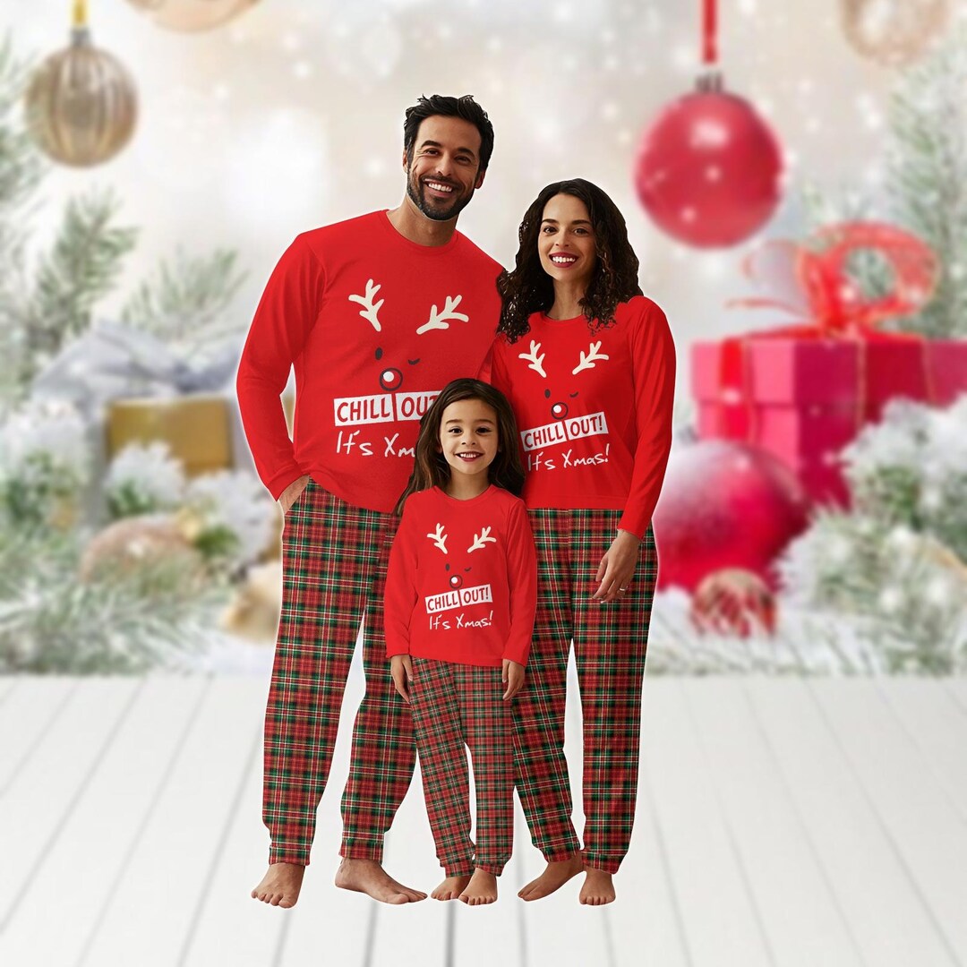 Matching Christmas Family Pajamas, Reindeer Xmas Holiday Pajamas, Chill ...