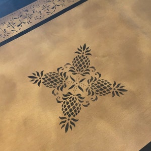 Early American Floorcloth Area Rug. Primitive Floor Cloth. Pineapple ...