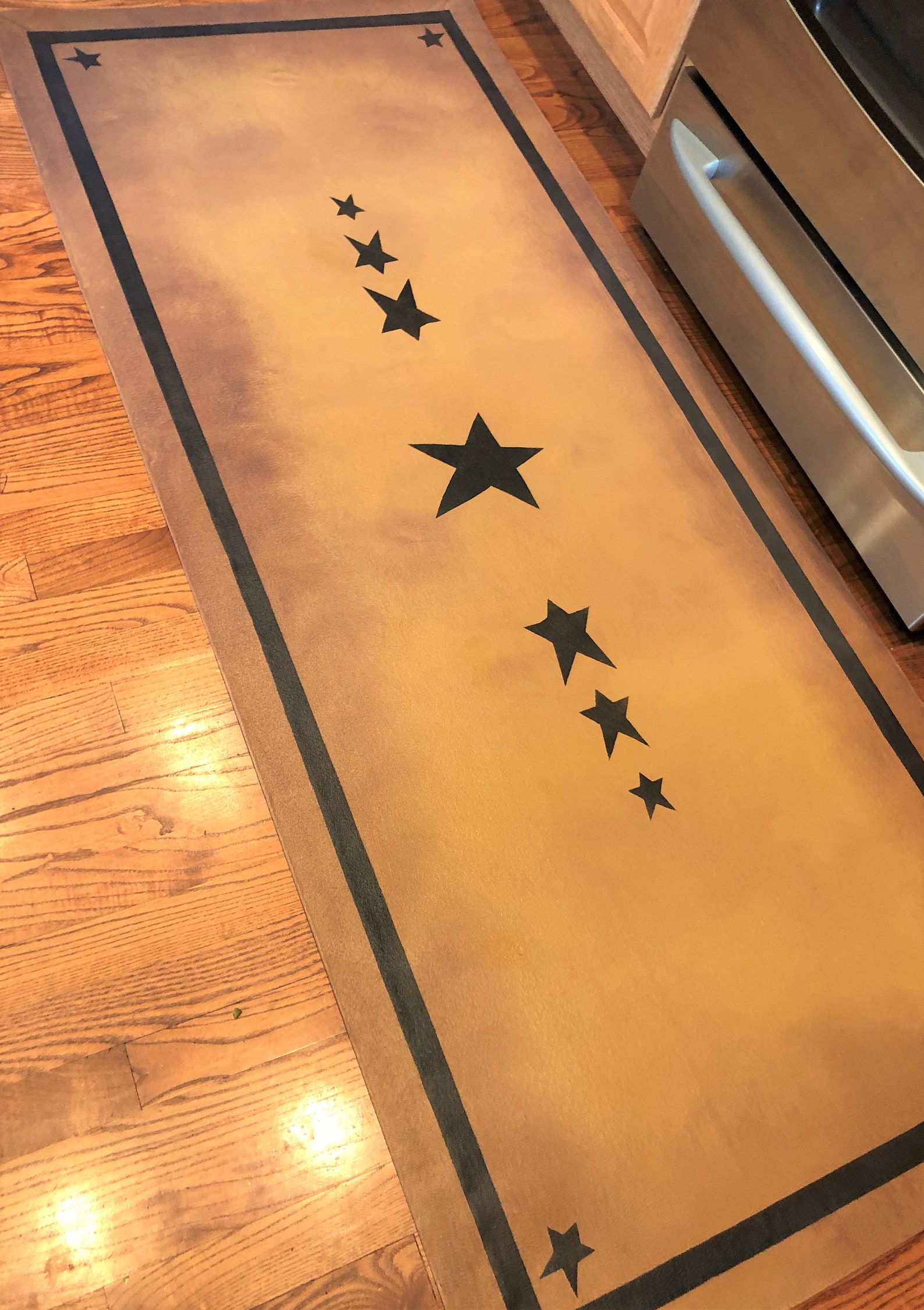 Early American Floorcloth Area Rug. Primitive Floor Cloth. May House ...