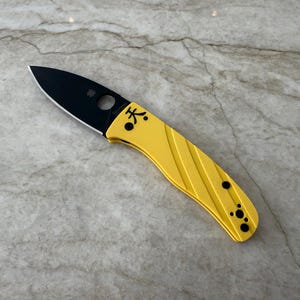 Spyderco Bodacious Scales - Heaven - Etsy