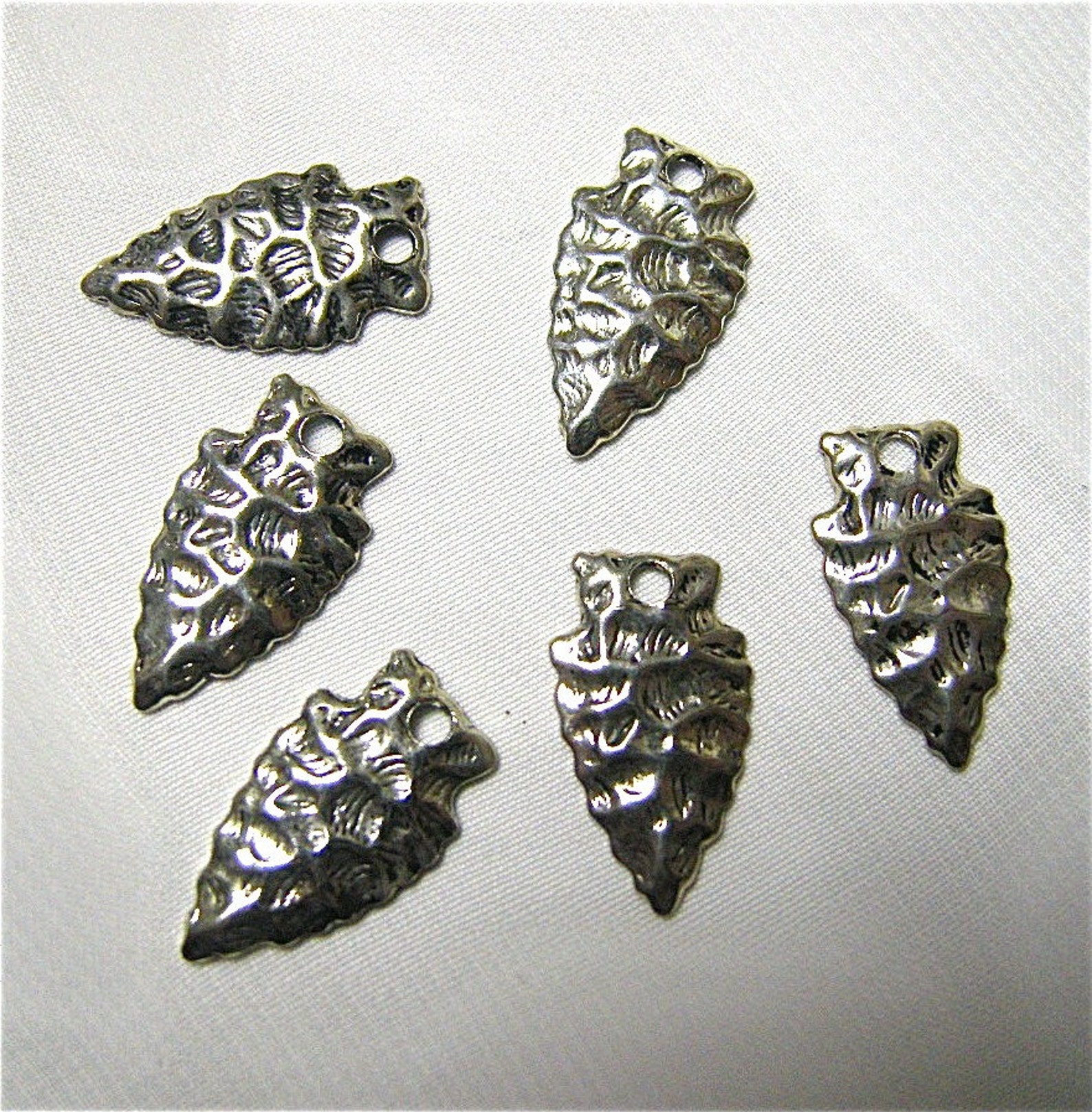 Metal Arrow Head Charms Plated Silver (6) - Etsy