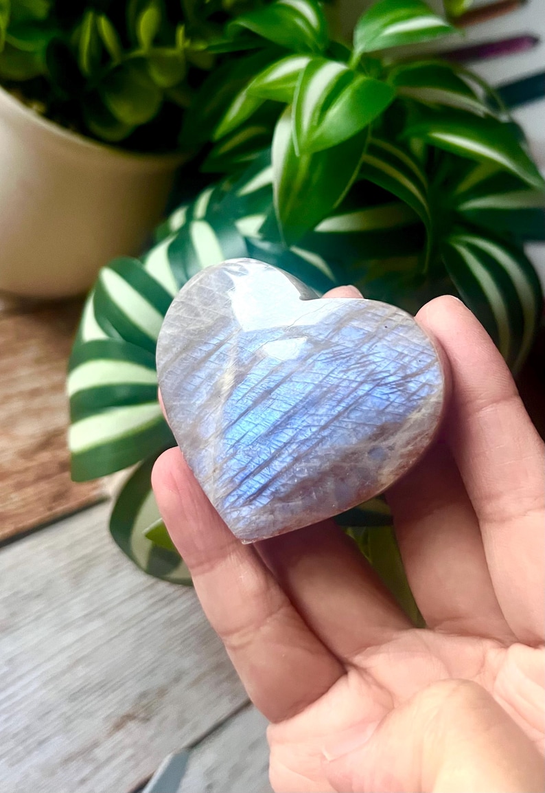 Double- Side Ultra Flashy Blue Moonstone Heart Carving|moonstone Love ...