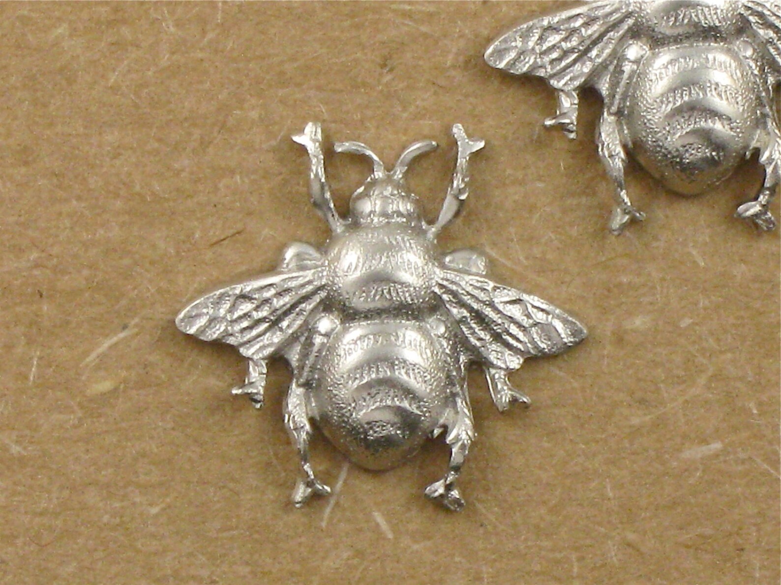 4 Small Matte Silver BEE Jewelry Embellishment . 17mm X 19mm | Etsy