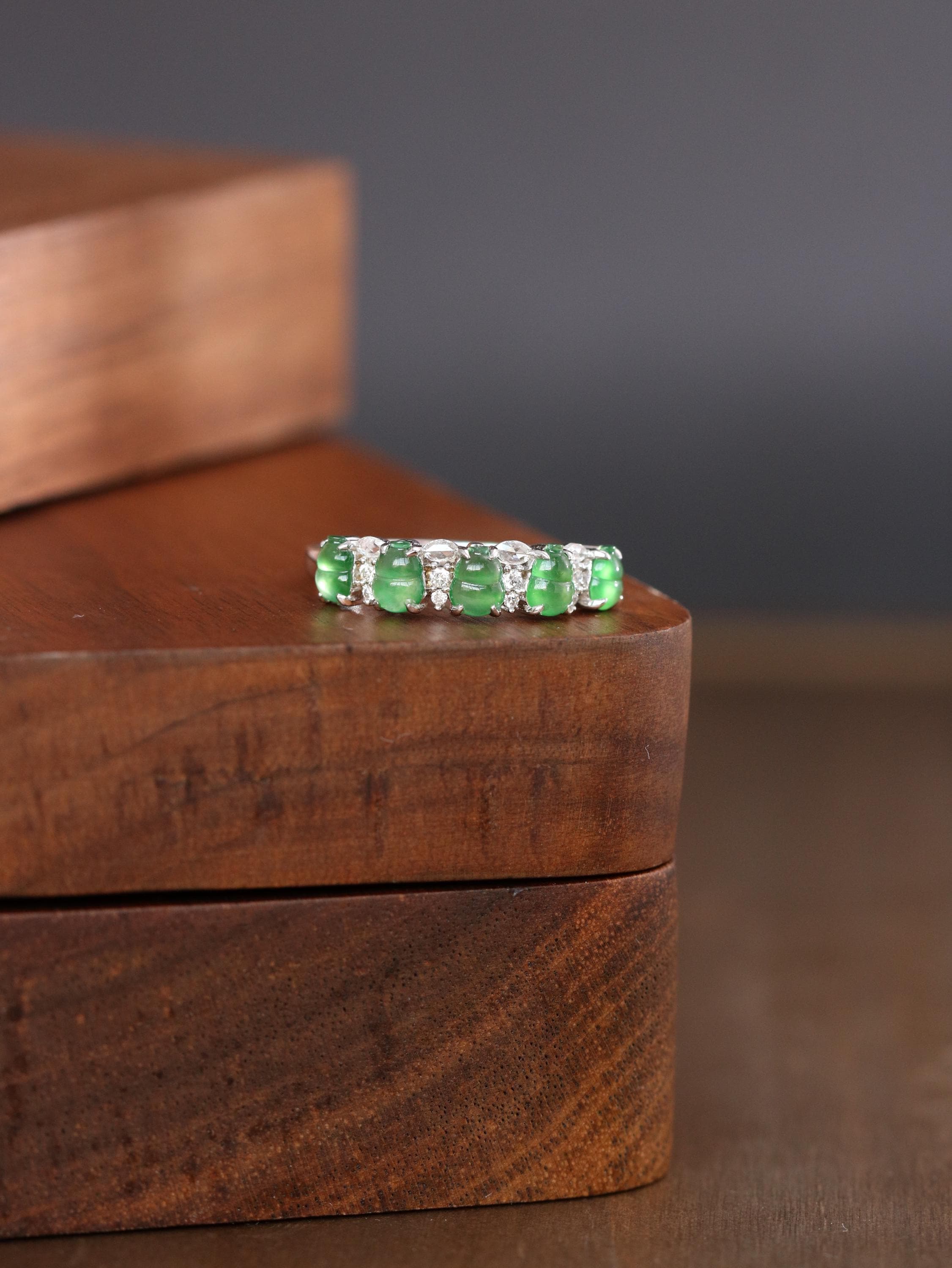 Lucky Jade Gourd Ring，five Blessings in Harmony 14K Gold Green Eternity ...