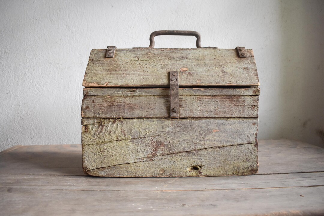 Antique Wooden Tool Chest, Rustic Crafstman Tool Chest, Robust Antique ...