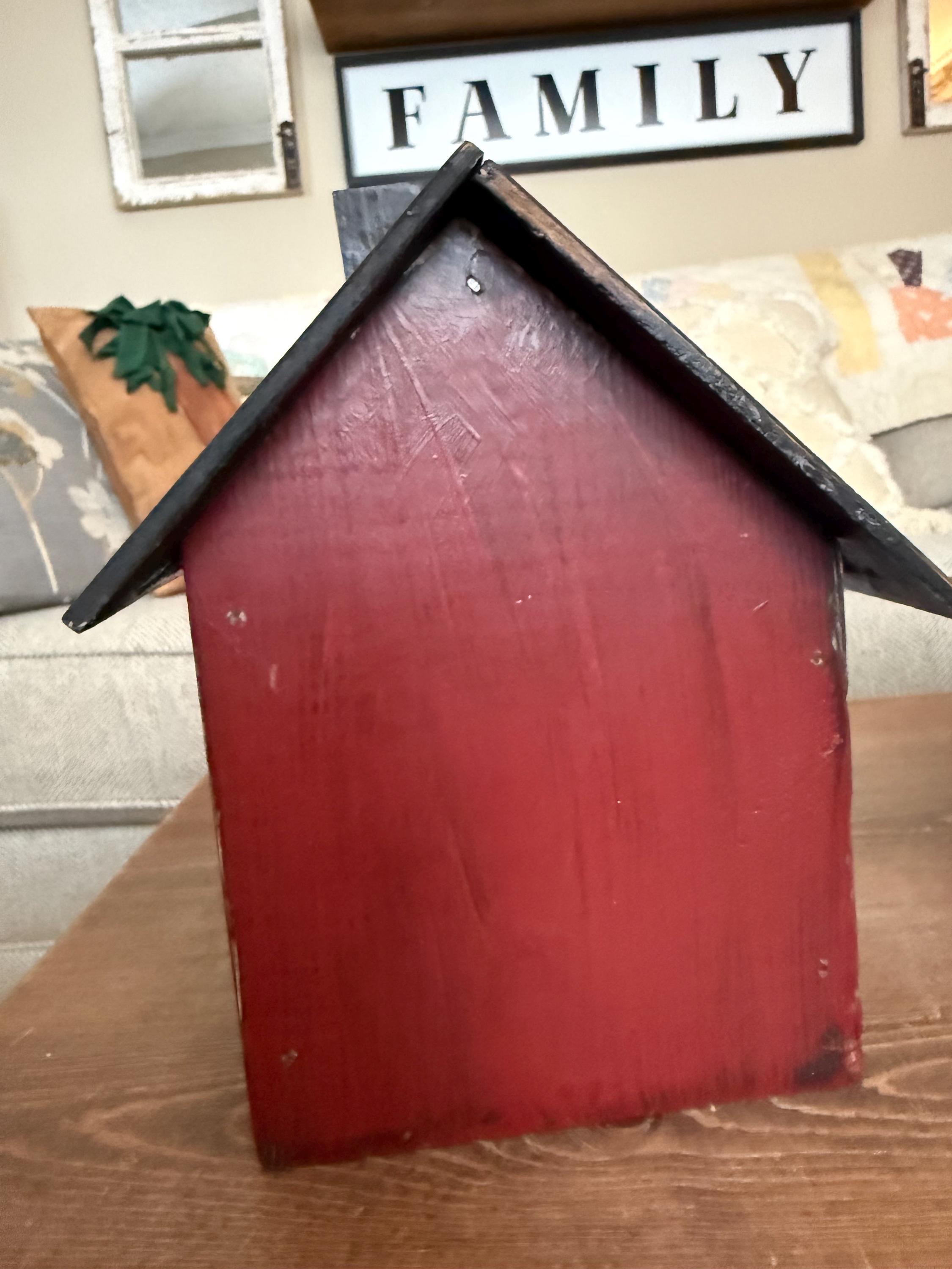 Small Red Saltbox House With Light - Etsy