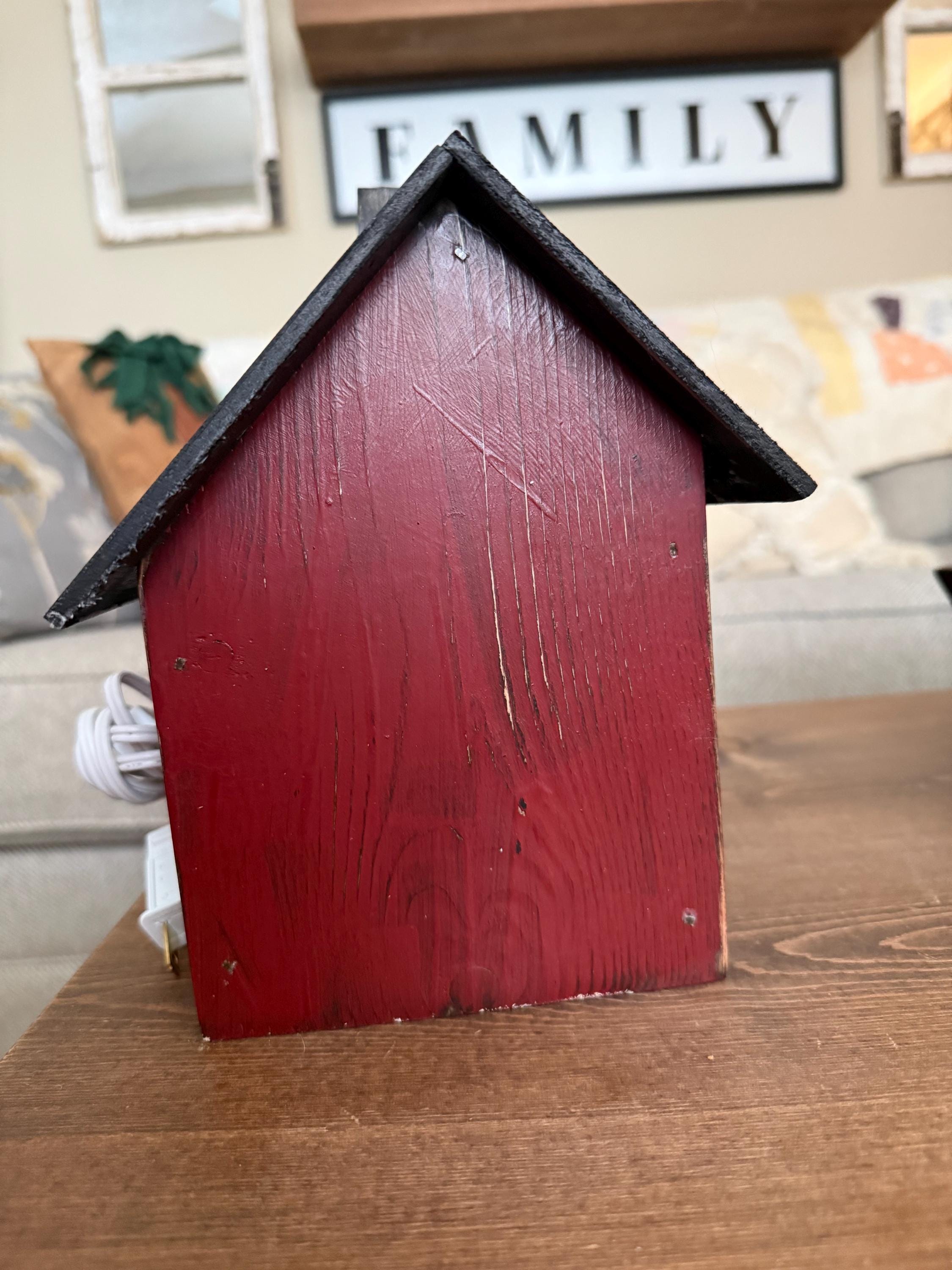 Small Red Saltbox House With Light - Etsy
