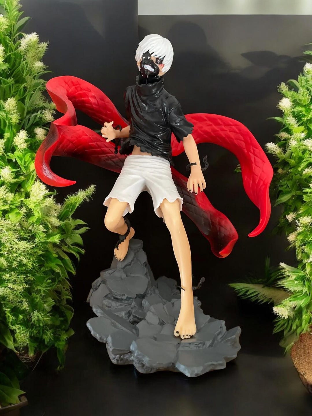 22cm Tokyo Ghoul Anime Character Figure - Face-changing Centipede Mask ...