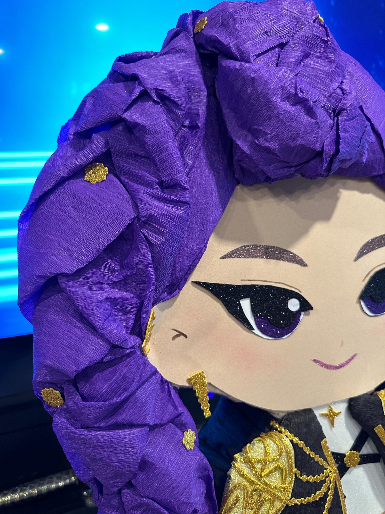 Piñata inspirada en el K-pop de Rumi: Artículos para fiestas de Rumi ...