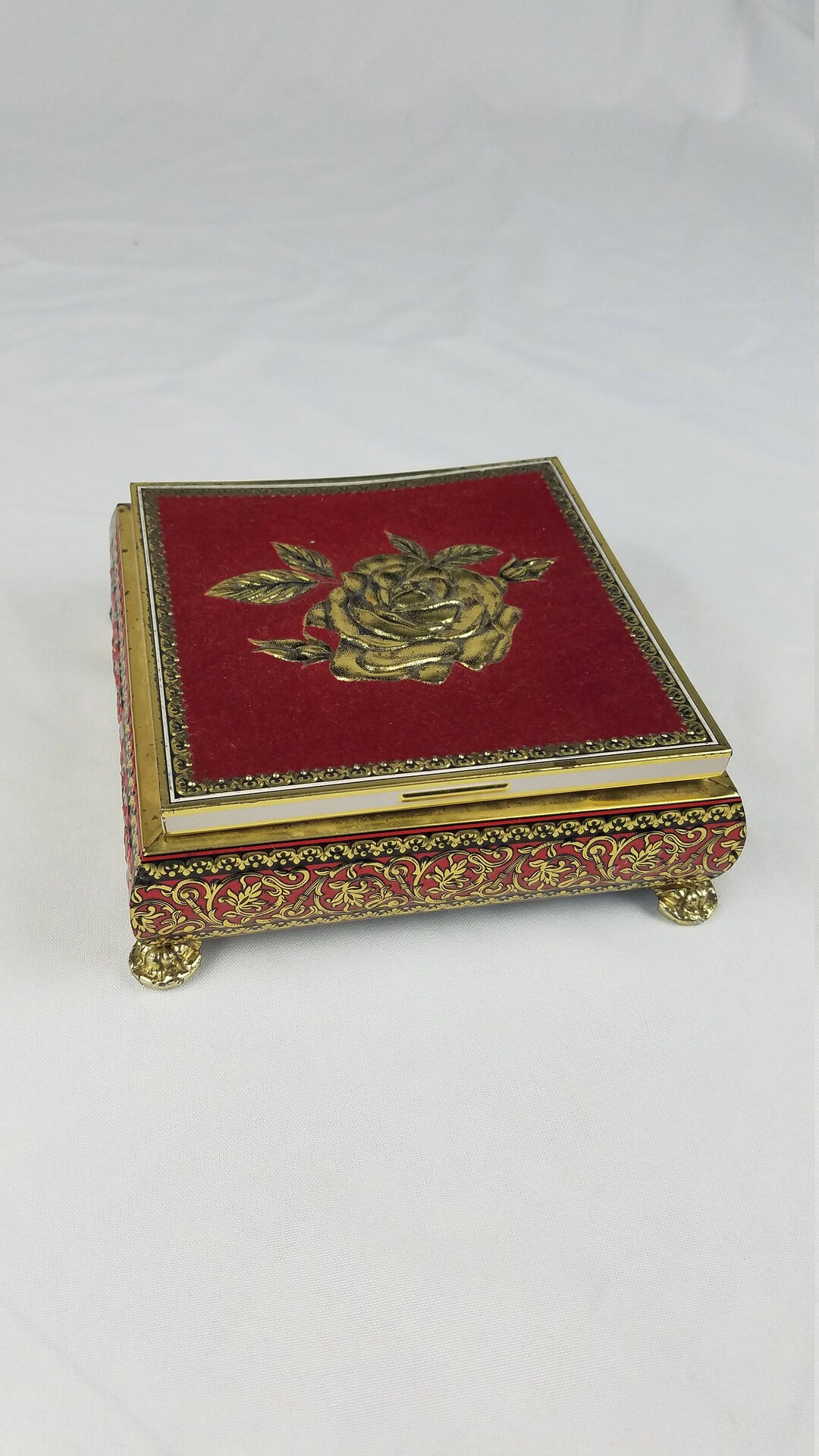 Vtg Blue Bird Confectionery Velvet Embossed Litho Tin Box England Gold ...