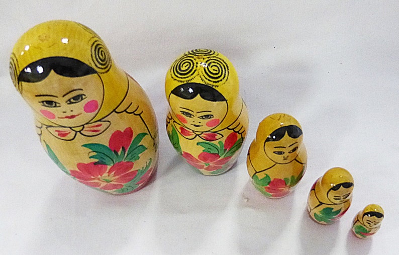 Vintage Russian Babushka Nesting Dolls Home Decor Wooden Handpainted ...