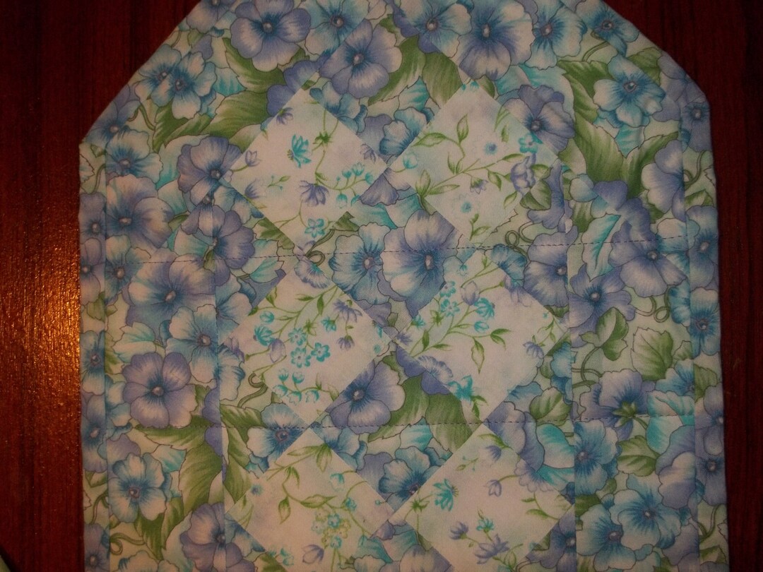 SALE Pastel Pansies Quilted Table Runner - Etsy