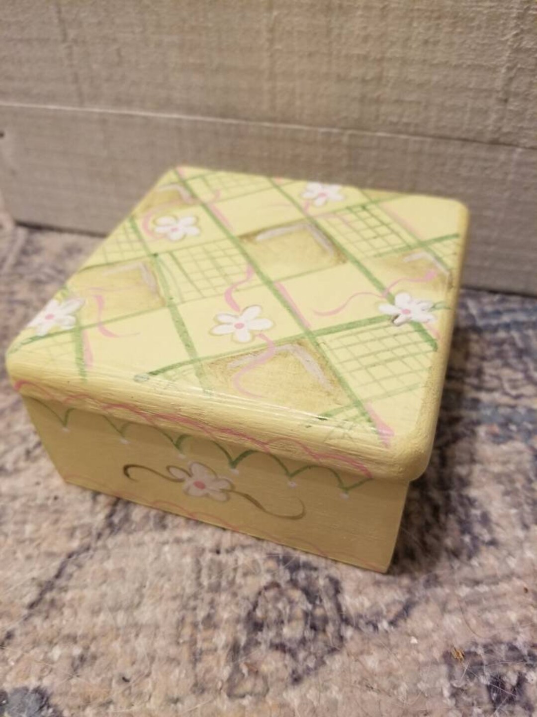 Hand Painted Little White Flower Posie Wooden Jewelry/ Trinket Box. - Etsy