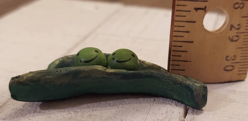 PEA POD Original SCULPTURE, Two Peas in a Pod Handmade Sculpture. - Etsy