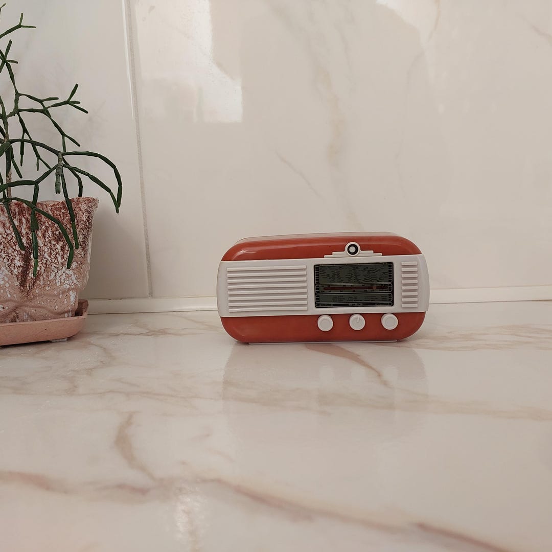 Vintage Miniature Radio Radioline Watt Radio WR 115 Italia 1952 ...