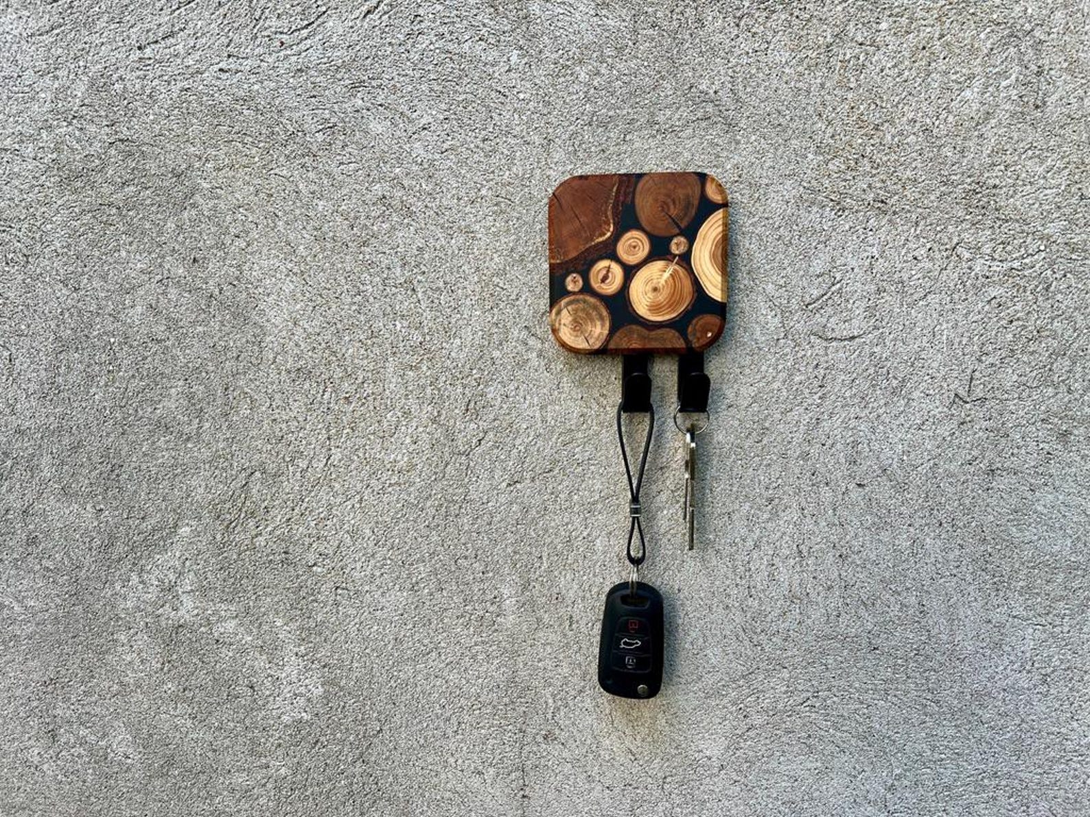 Wall Mount Key Hanger, Key Holder With Metal Hooks, Wooden/resin Key ...