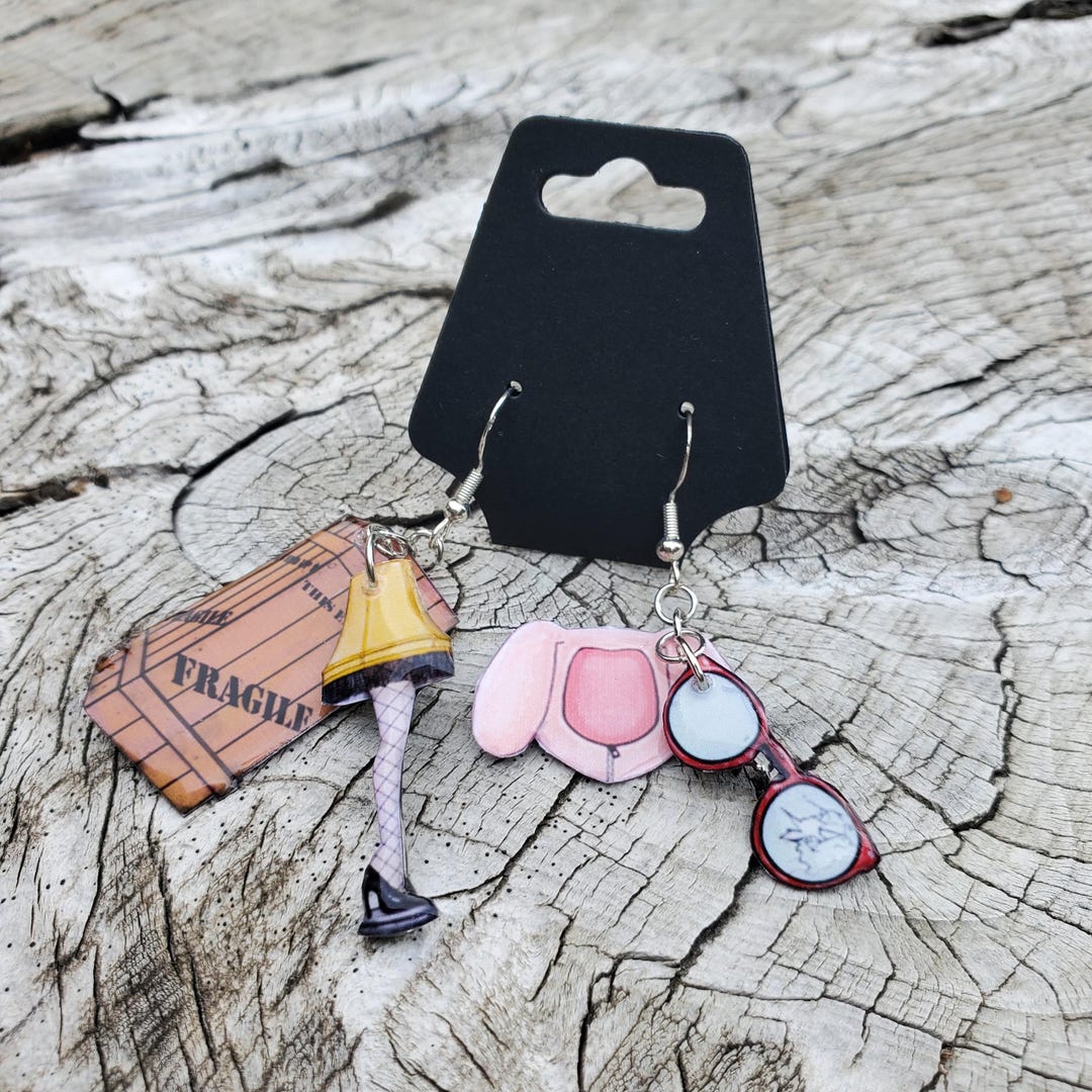 A Christmas Story *full Set* Leg Lamp, "fra-gee-lay" Crate, Ralphie's ...