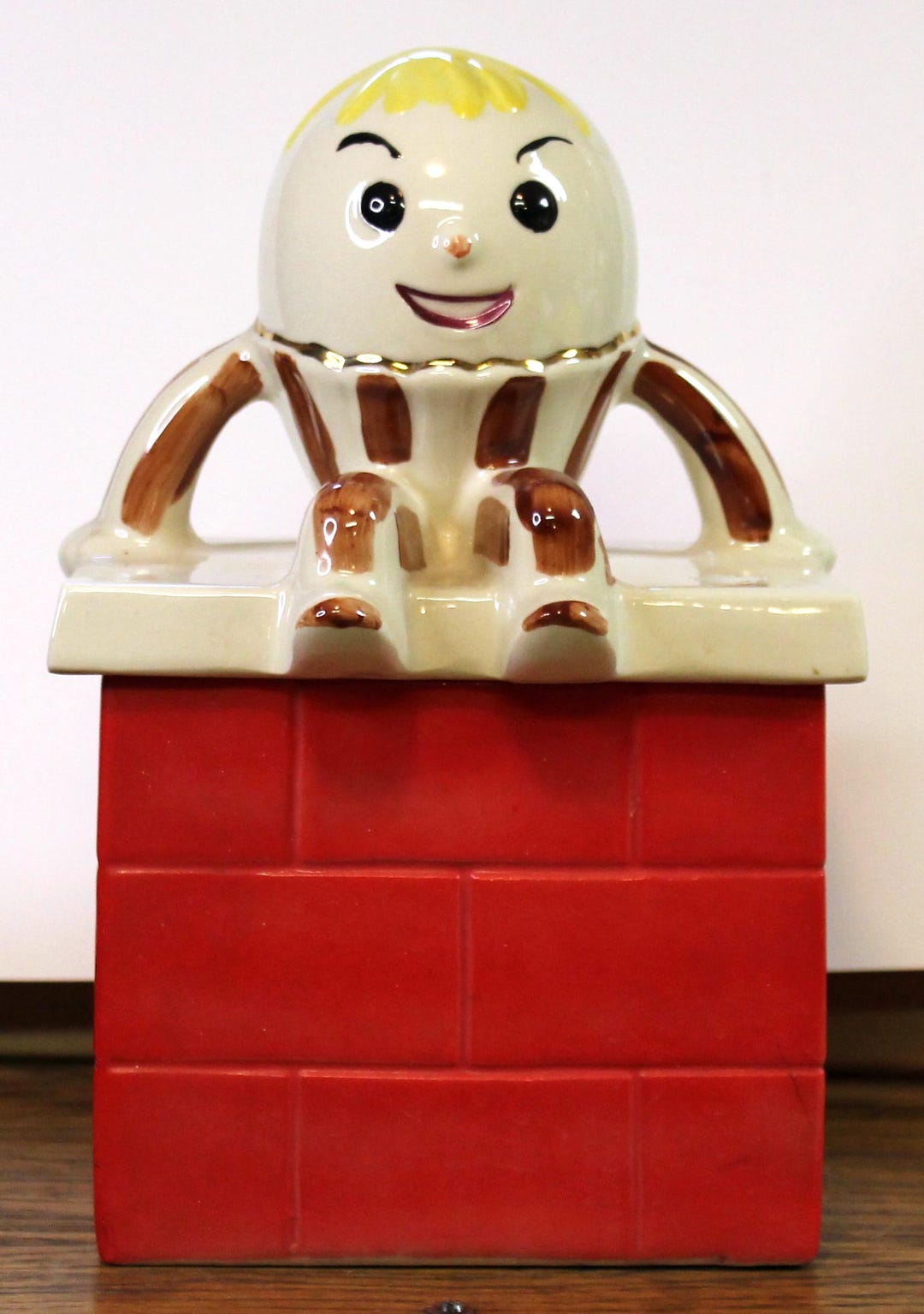 Humpty Dumpty Regal China Cookie Jar 707 - Etsy