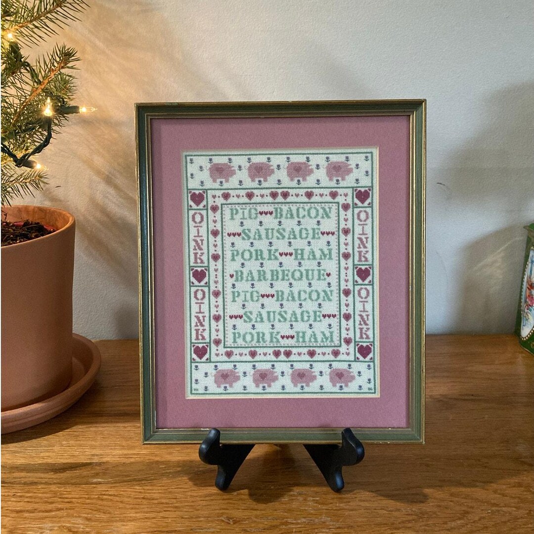 Vintage Framed Cross Stitch: Designer Pigs Series, 1986 - Etsy
