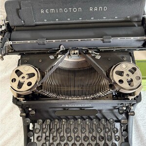 1939 Remington Rand Typewriter | Model Standard No. 17 | Tested and ...