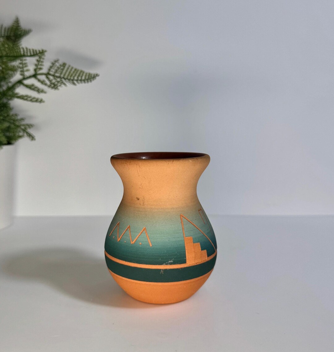 High Elk Sioux Native American Pottery Vase - Etsy