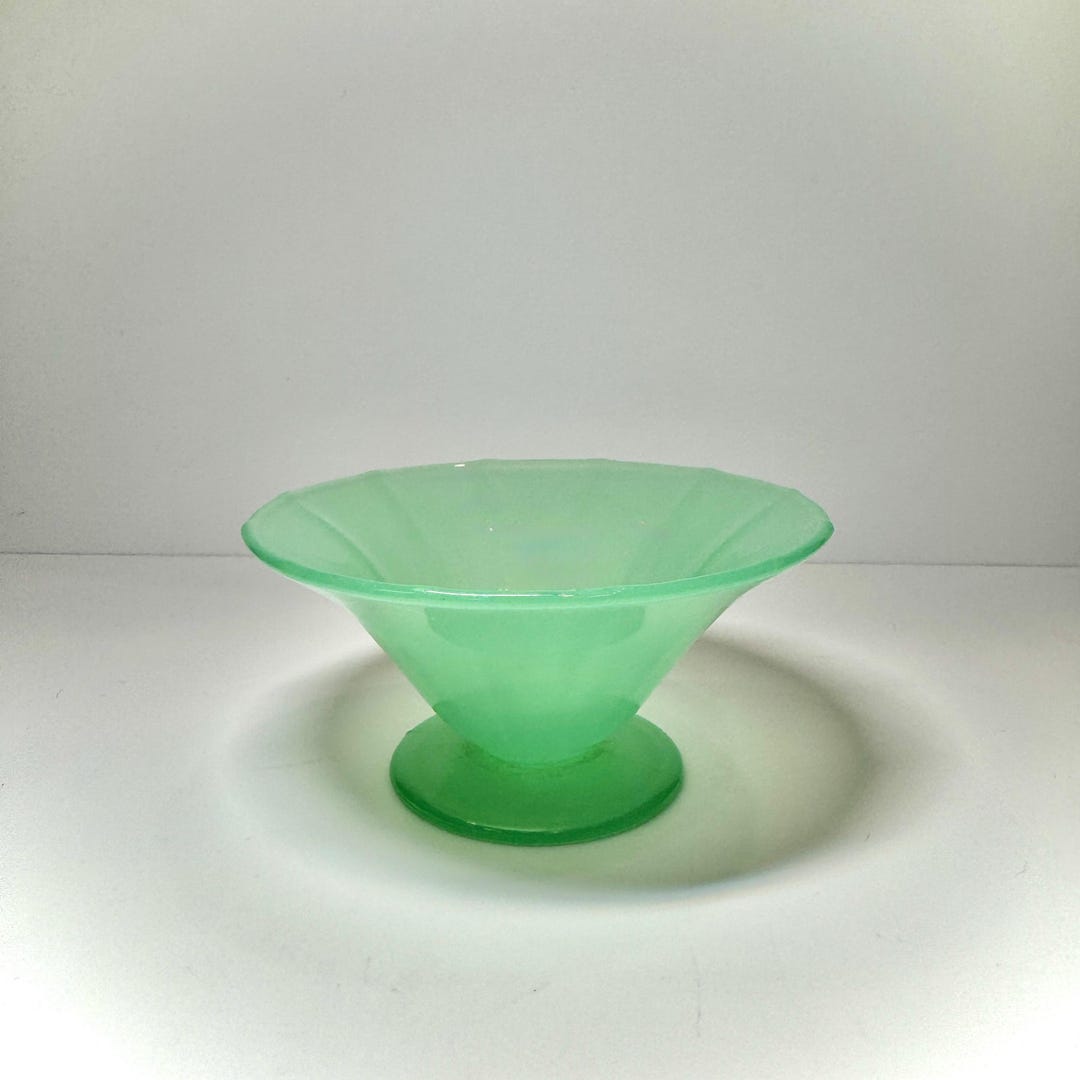 Uranium Jadeite Flared Footed Bowl, Jade Green UV Glass Compote - Etsy