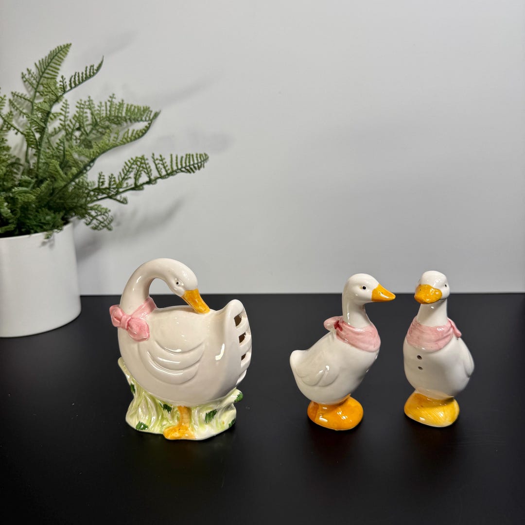 Vintage White Mother Goose Salt + Pepper Shakers & Measuring Spoons ...