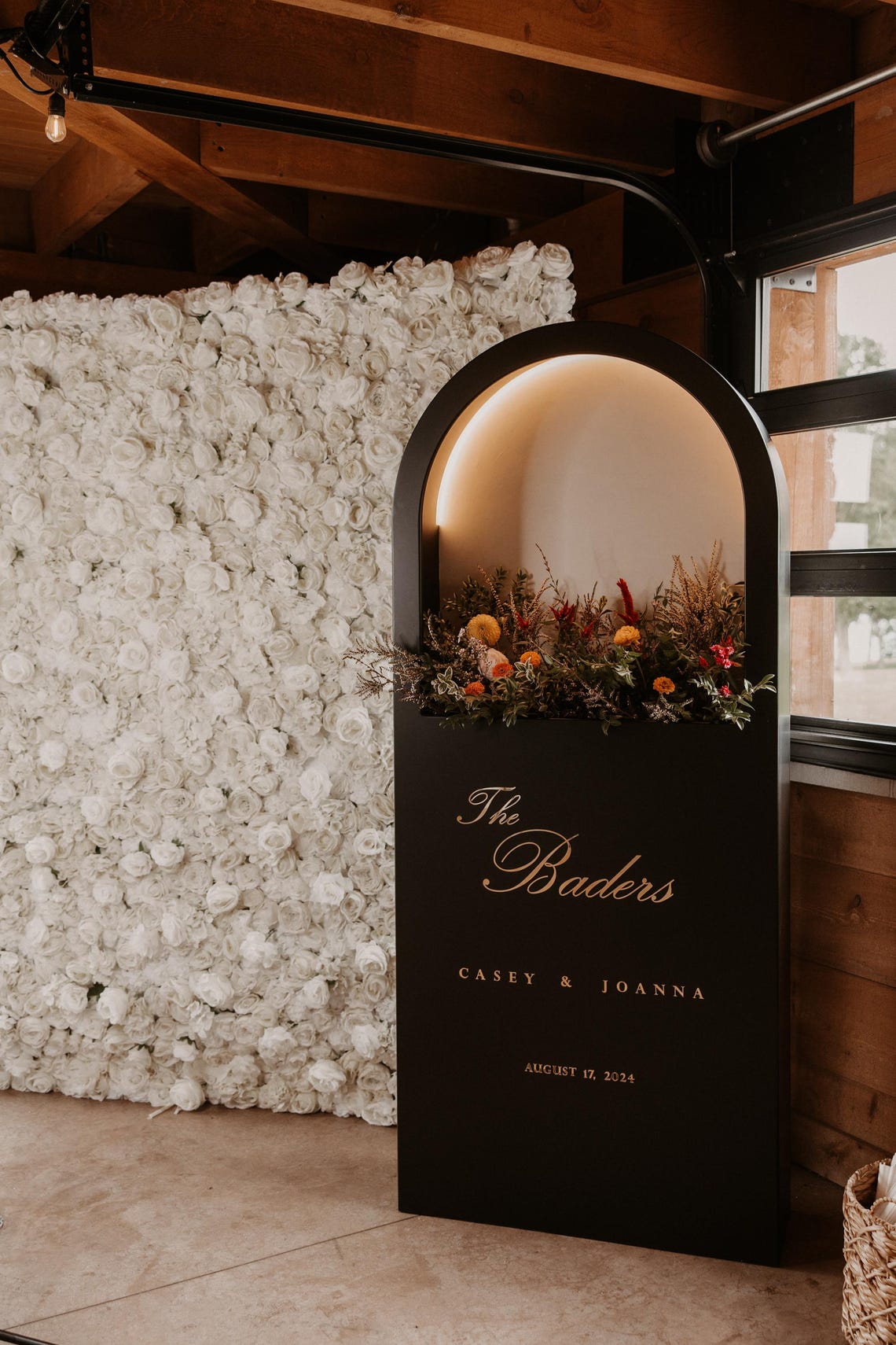 Wedding Display Welcome Sign - Flower Box, Interior Lighting, Event ...