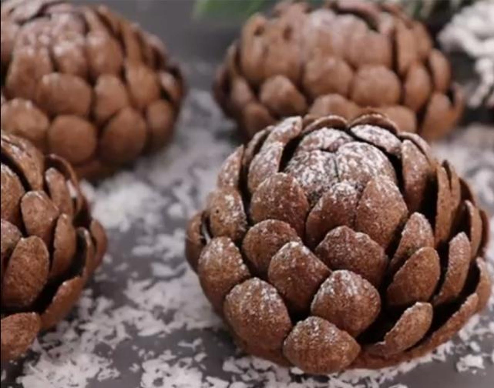 Chocolate Pine Cone Small Cake, 12pieces, Delicious, Beautiful, Suitable for the New Year and ...