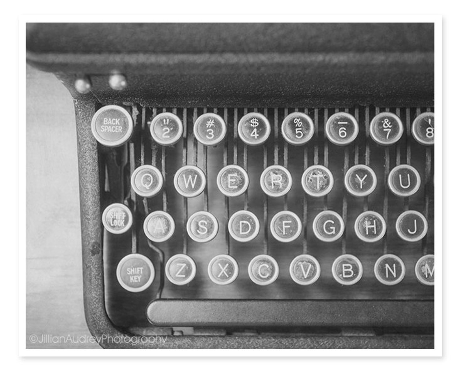 Black and White Photography Vintage Typewriter Old Dark - Etsy