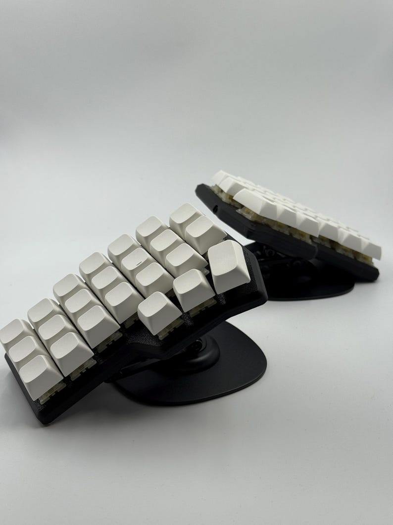 Corne V4.1 MX Wired Split Keyboard: Metal Plate, Adjustable Tenting - Etsy