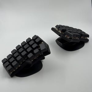 Corne V4.1 MX Wired Split Keyboard: Metal Plate, Adjustable Tenting - Etsy