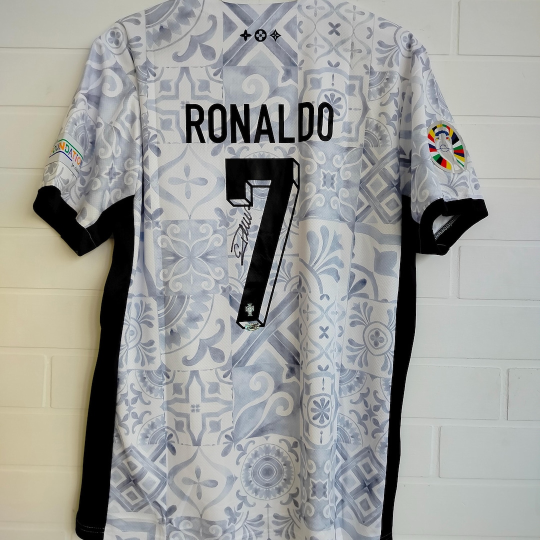 Cristiano Ronaldo #7 Signed Autographed Portugal National Team Soccer ...