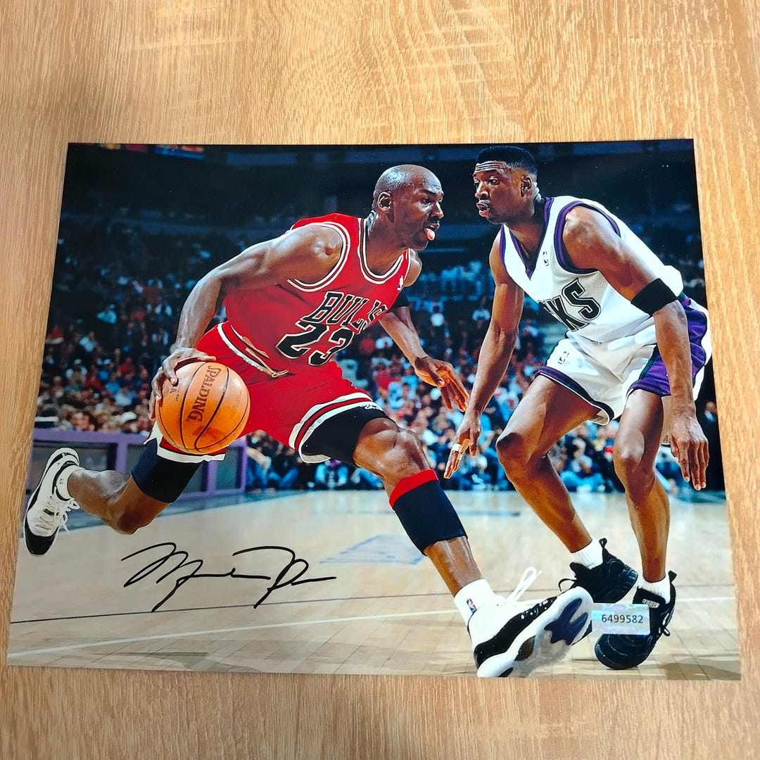 Michael Jordan #23 Chicago Bulls Hand-signed 8"x10" Glossy Photo With ...