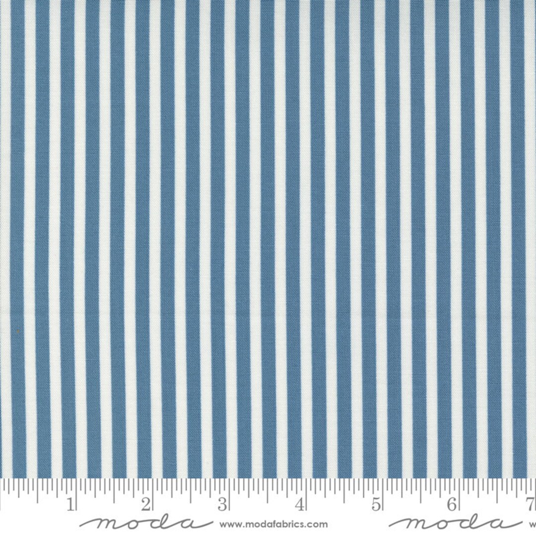 Moda Fabrics | Shoreline | 55305 13 | Medium Blue | Fat Quarters ...