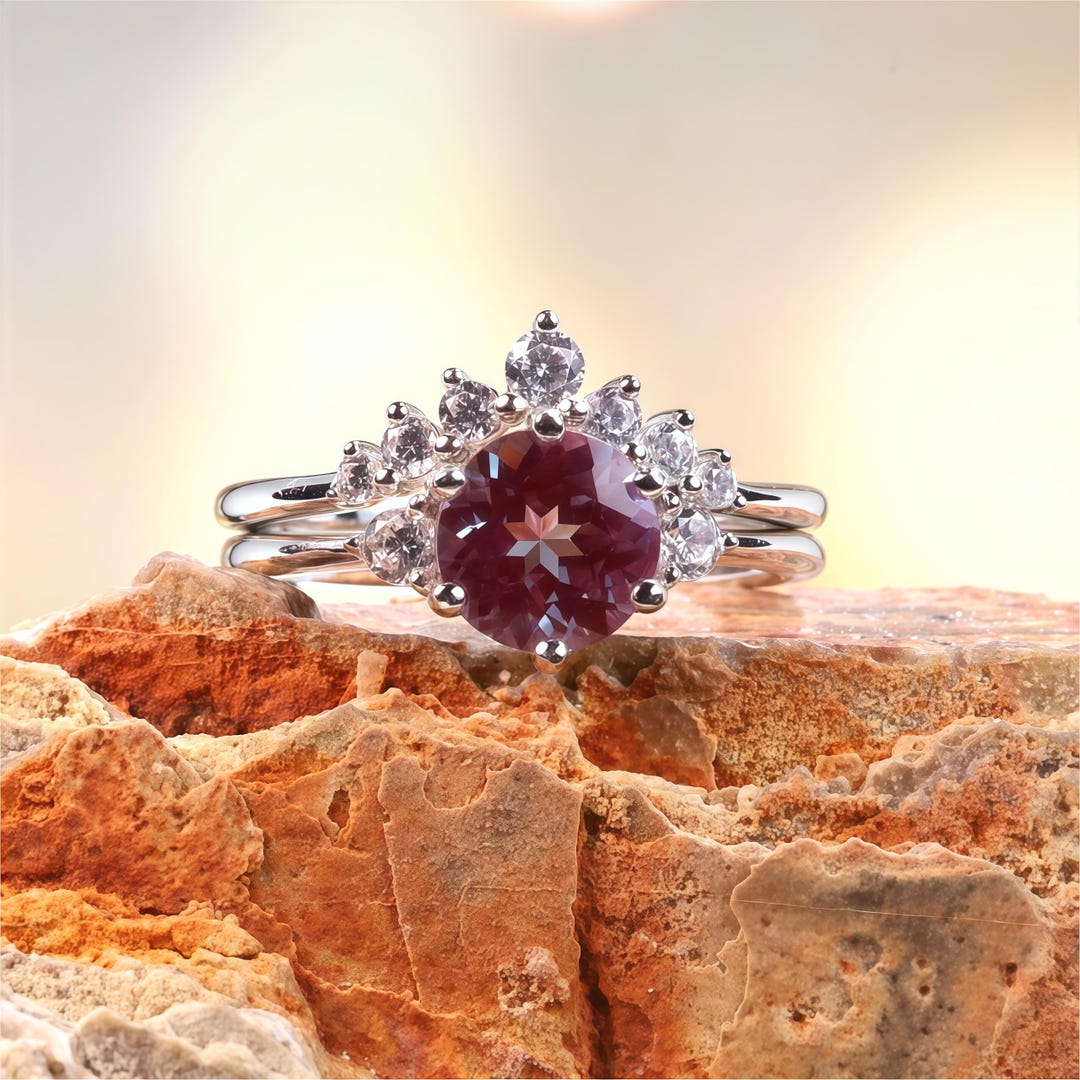 Round-shaped Lab Alexandrite Engagement Ring Set Wedding Ring Bridal ...