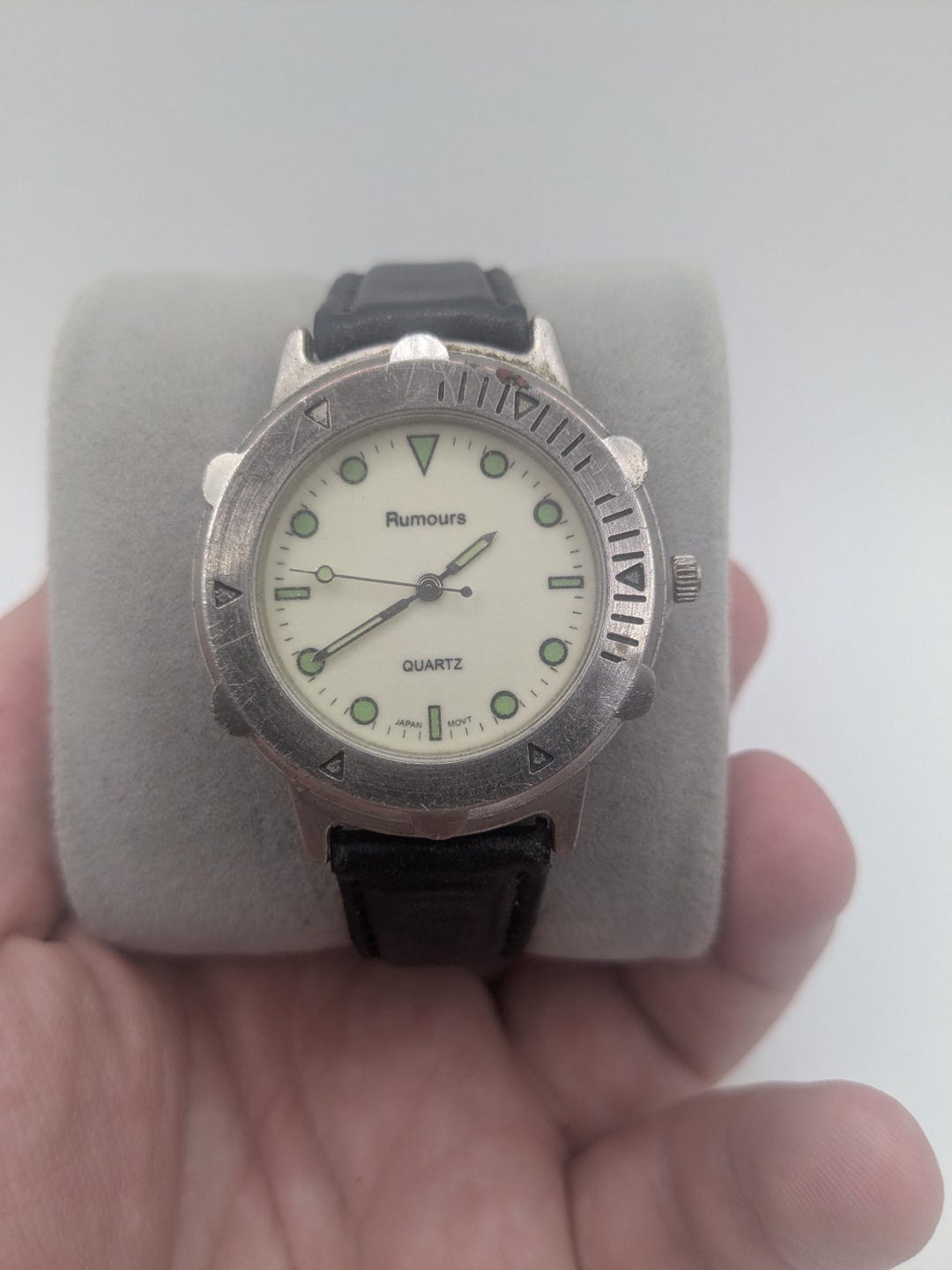 Vintage Rumours Watch With Full Glow in the Dark Dial. Unique Design ...