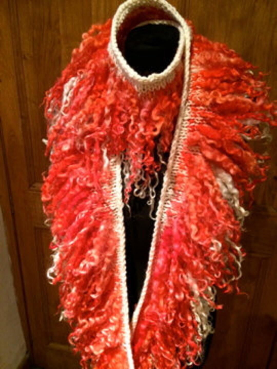 Funky Bright Red and White Knitted Boa - Etsy Canada