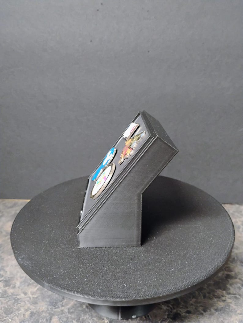 Small Desktop Pin Holder - Etsy