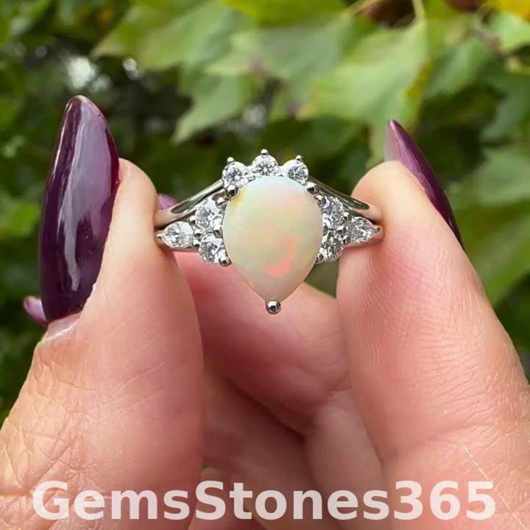 Classic White Stone Women Ring Beautiful Gemstone Ladies Ring in ...
