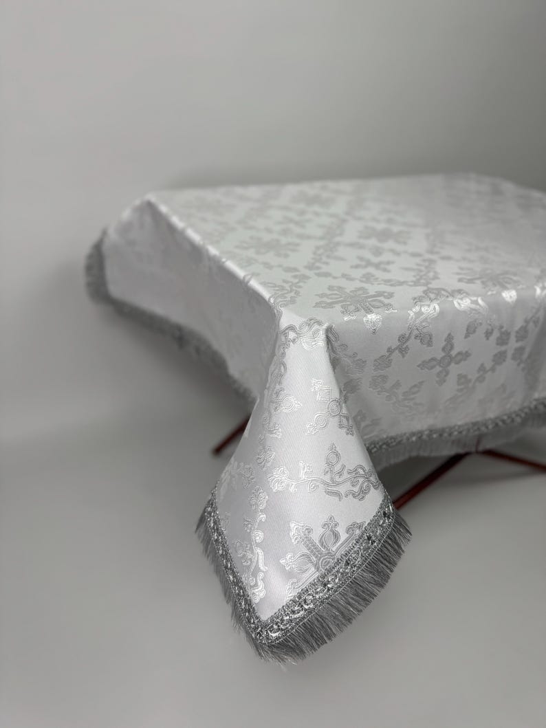 Liturgical Altar Covers | Catholic Altar Cloth | Church Linens ...