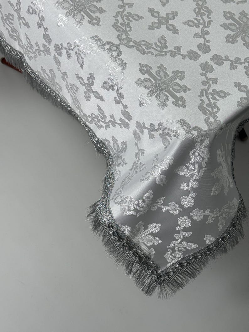 Liturgical Altar Covers | Catholic Altar Cloth | Church Linens ...