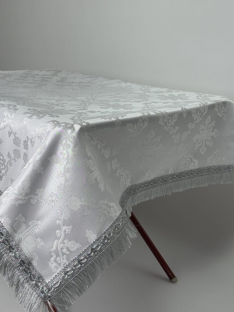 Liturgical Altar Covers | Catholic Altar Cloth | Church Linens ...