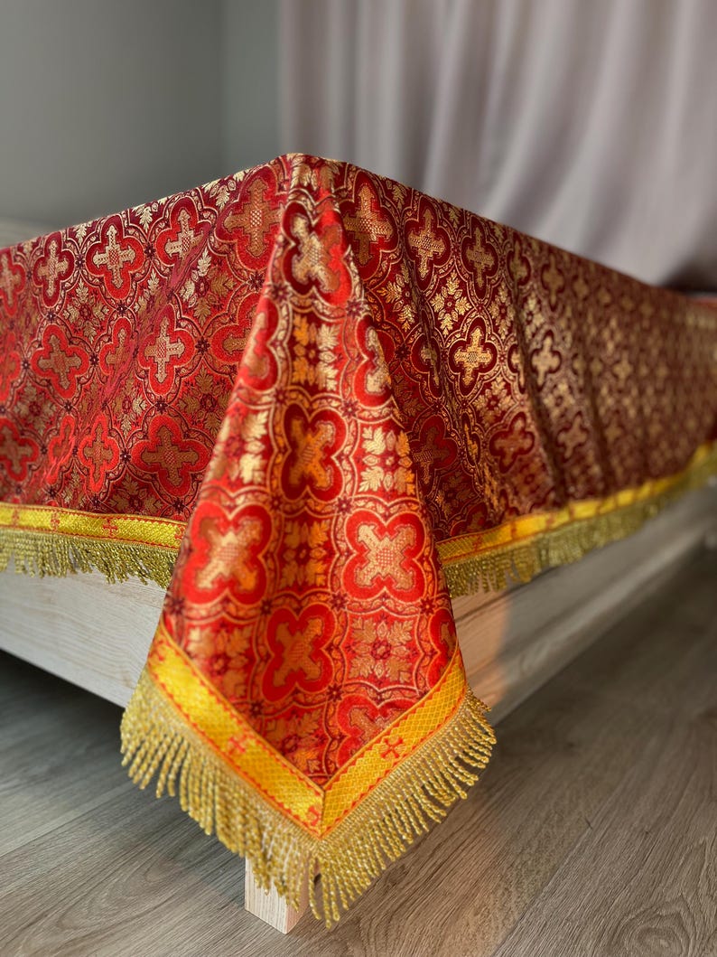 Liturgical Altar Covers | Church Linens | Chalice Veils | Catholic ...