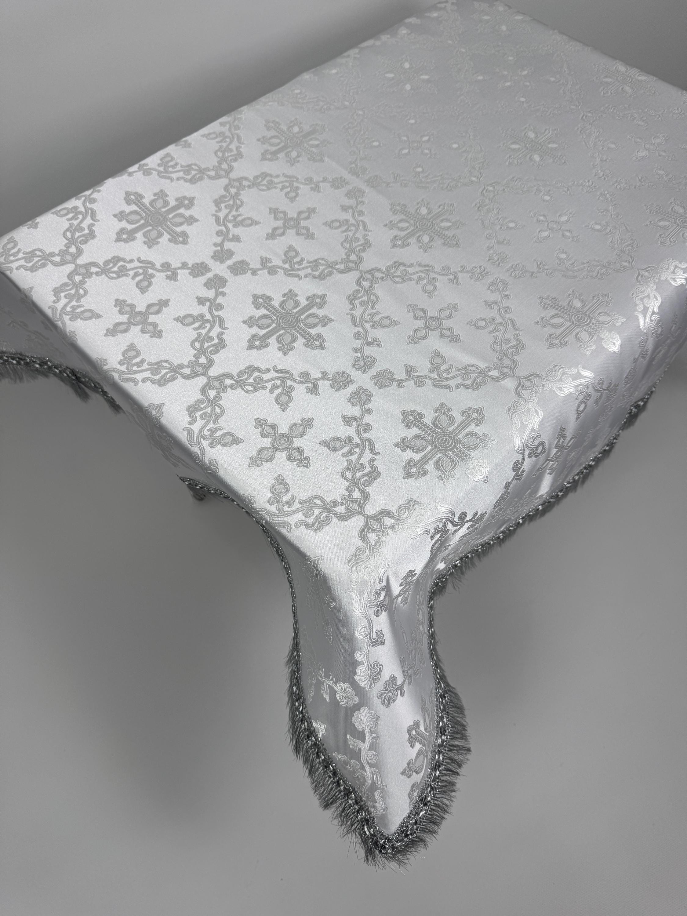 Liturgical Altar Covers | Catholic Altar Cloth | Church Linens ...