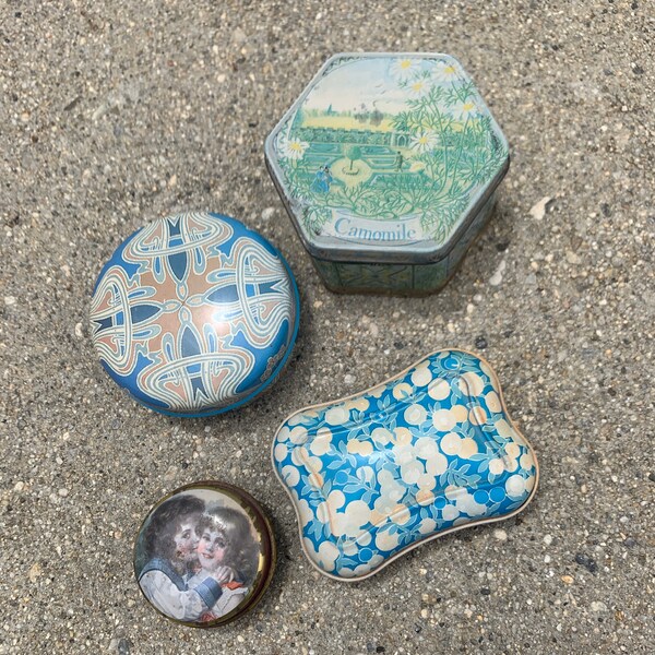 Vintage Pill Box - Etsy